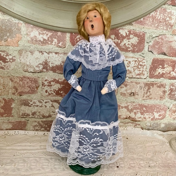 Byers' Choice, LTD. | Holiday | Byers Choice Caroler Figurine Doll ...